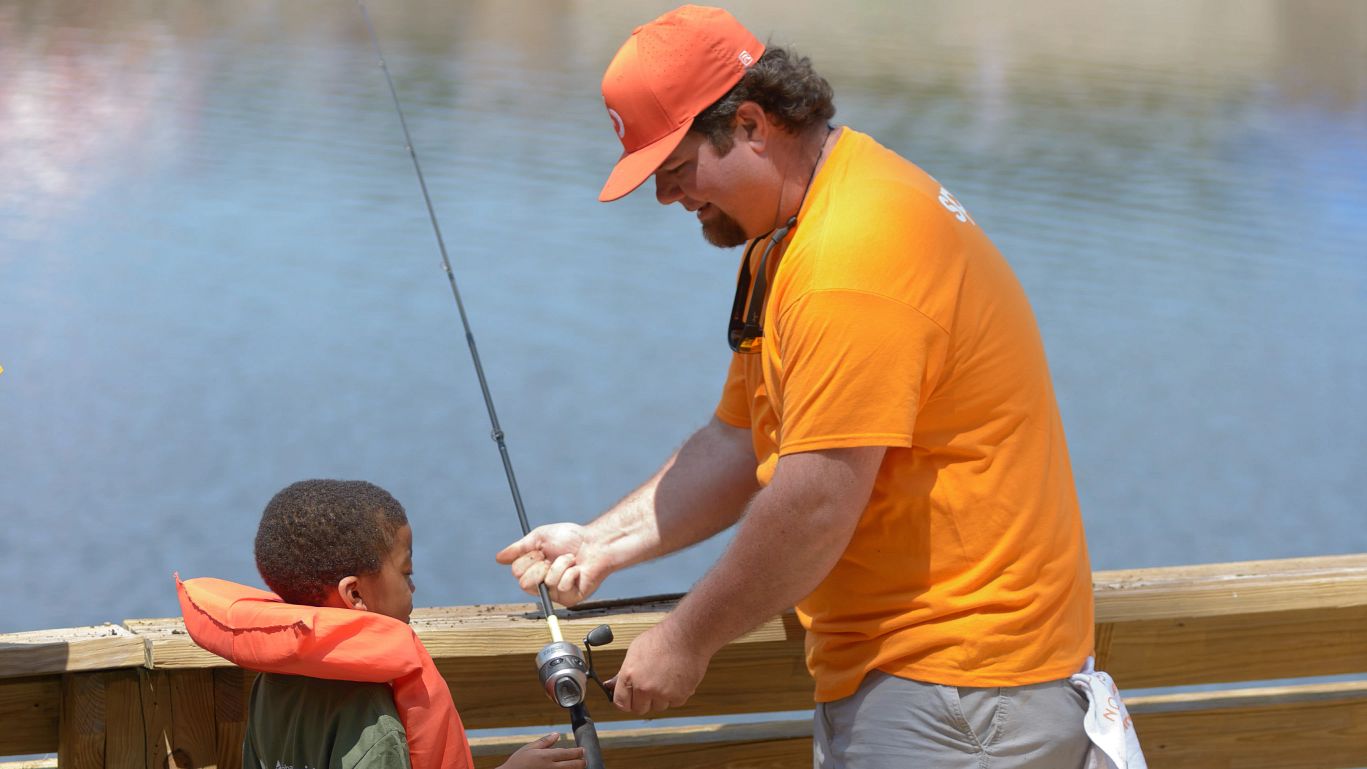 Spire Employees Volunteer with Gone Fishin' | Spire